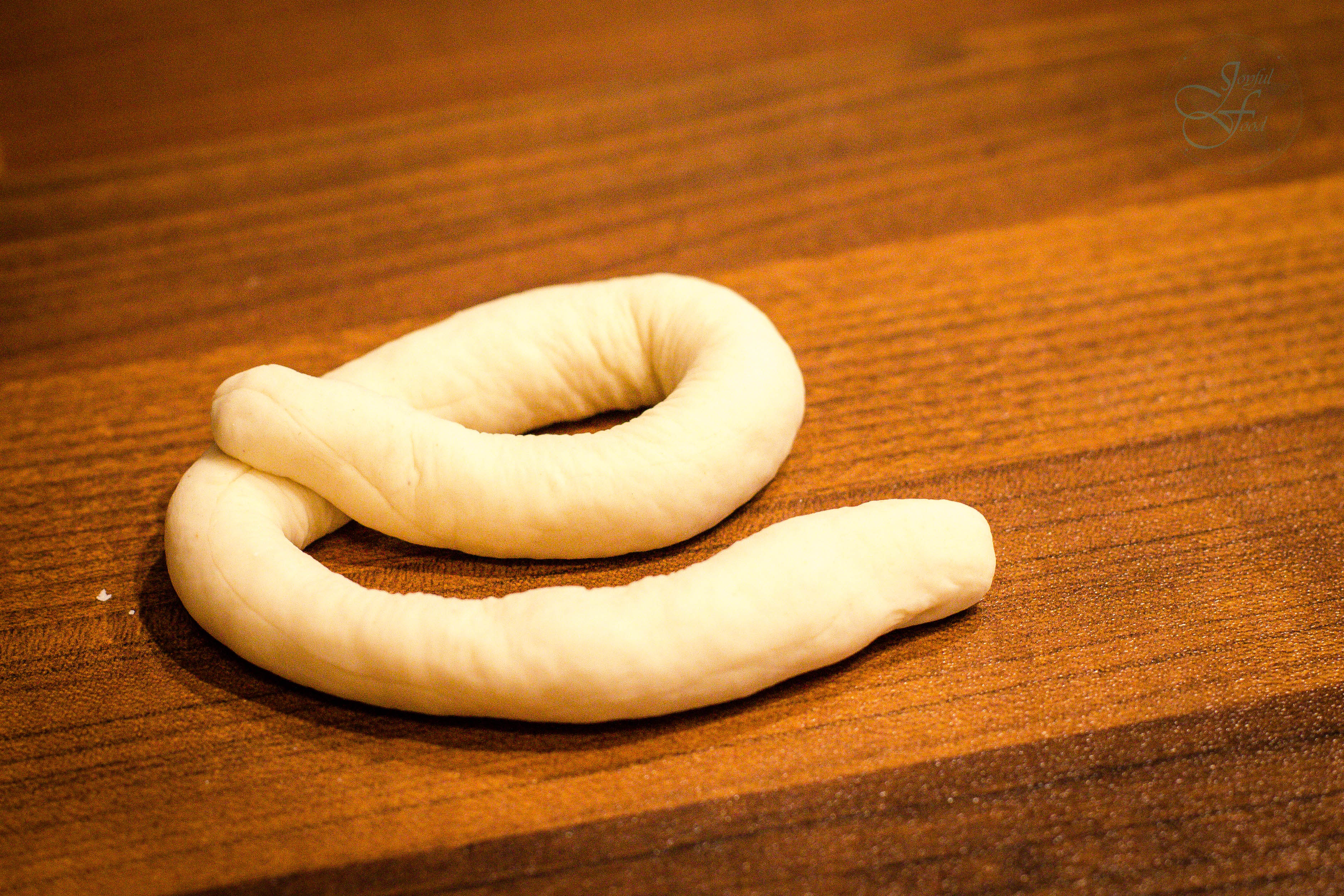 Bayerische "Kloane Brezn" - Mini Brezen | Joyful Food