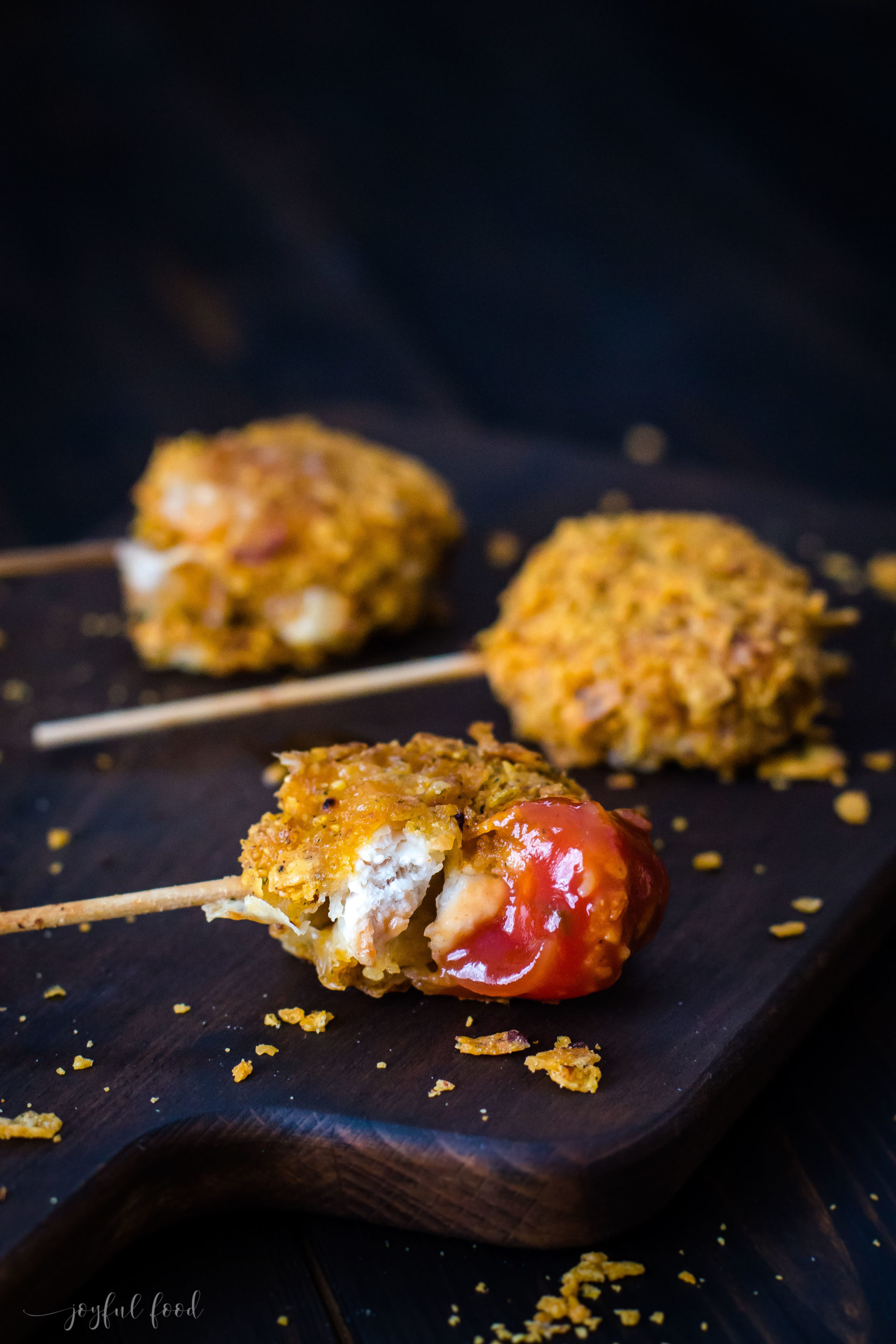 Cheesy Chicken Pops mit Chio Tortillas | Joyful Food