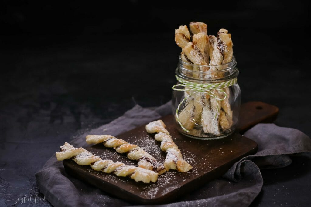 Nutella Sticks - super schnell und knusprig | Joyful Food